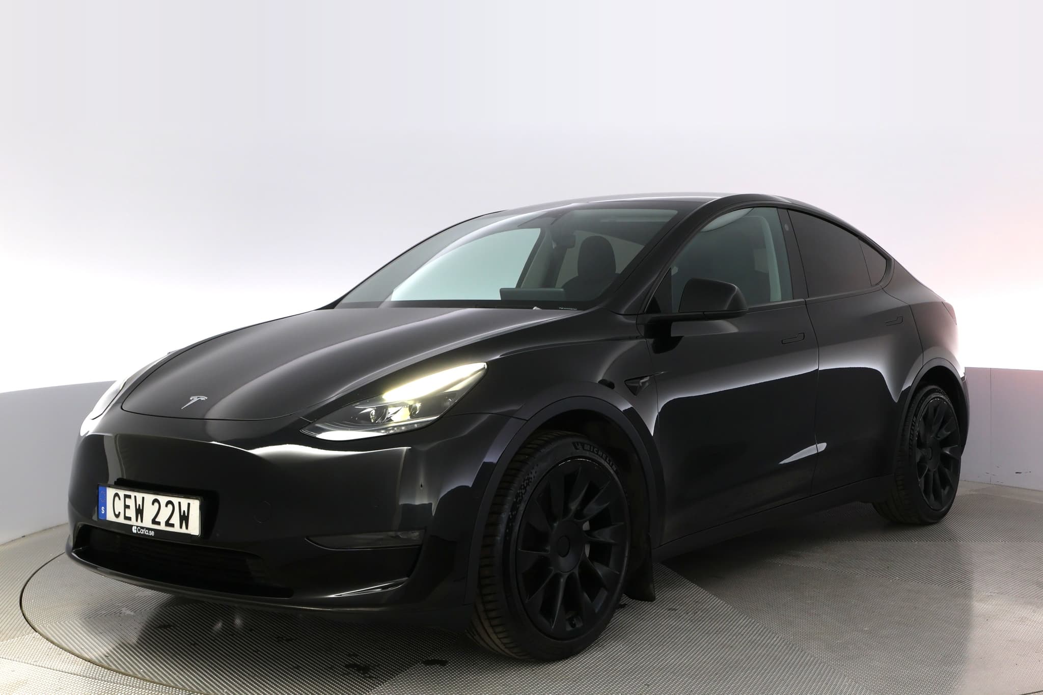 Köp Tesla Model Y till bra pris - Vi har begagnade Tesla Model Y i ...