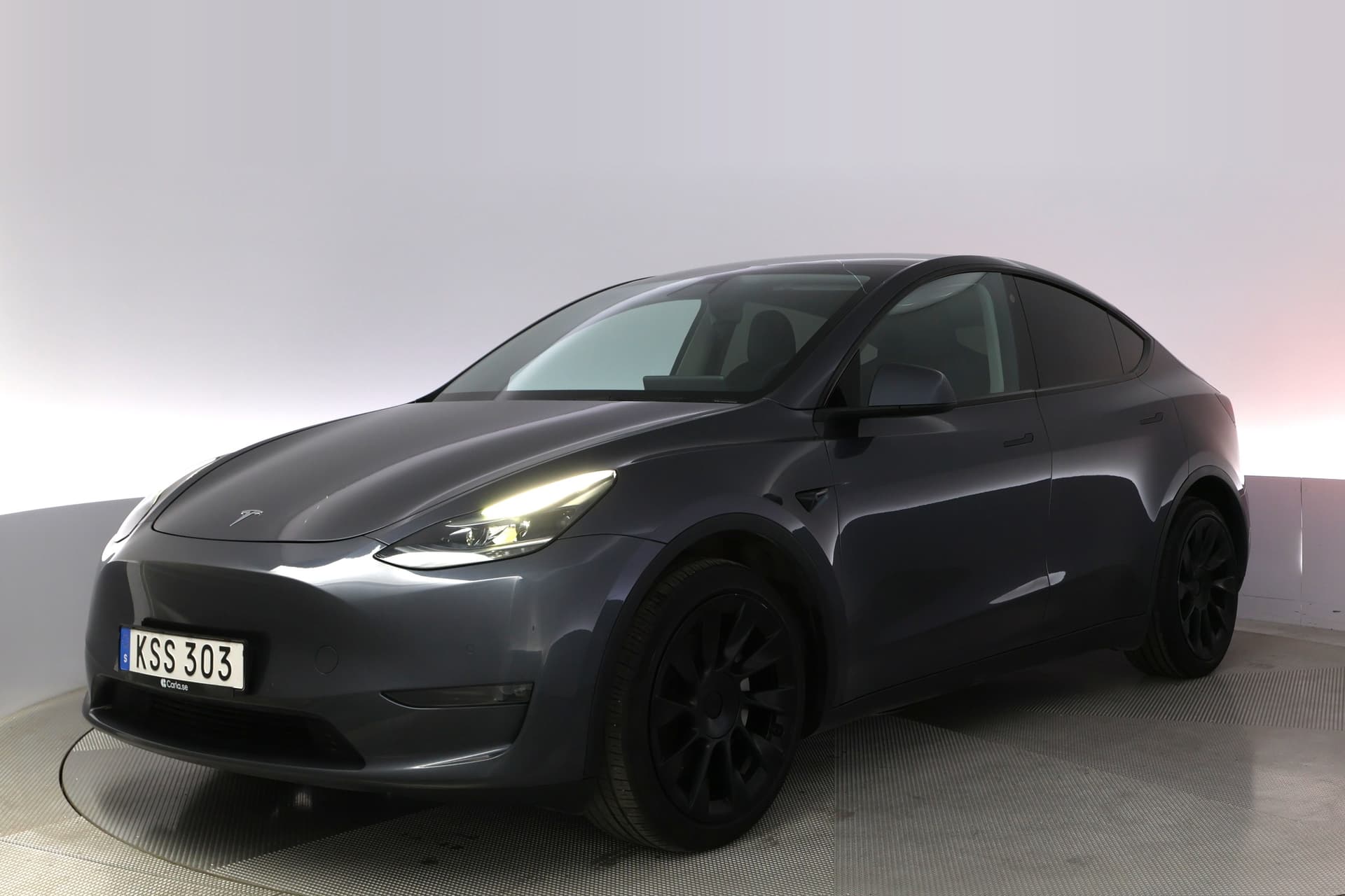Köp Tesla Model Y till bra pris - Vi har begagnade Tesla Model Y i ...