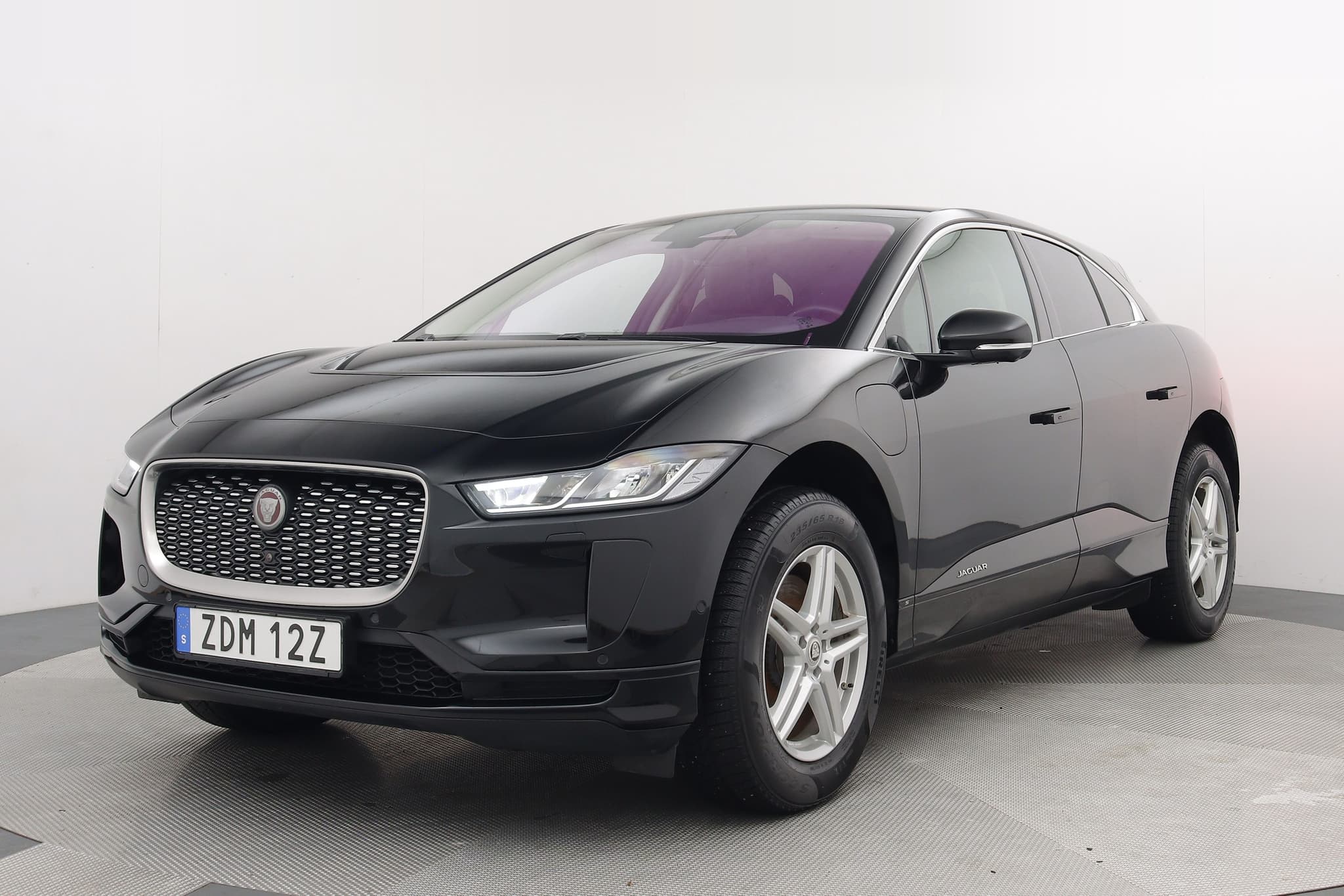 Begagnade elbilar och laddhybrider till salu | Carla